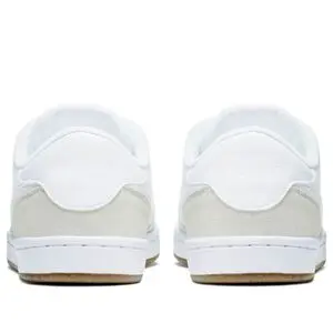 Nike Fc Standard Sb 'summit Gum' Low Top Sneakers - White