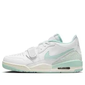 JORDAN Legacy 312 Low Sneakers - White/sail/light Dew
