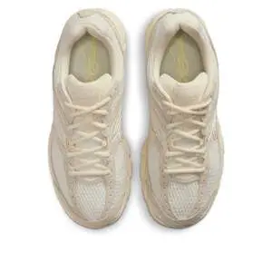 Nike Max Moto 2k Se "sail Phantom Pale Ivory - Sail/phantom/pale Ivory
