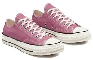 CONVERSE Chuck 70 Vintage Canvas Low Top Sneakers - Pink