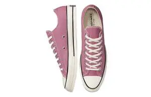 CONVERSE Chuck 70 Vintage Canvas Low Top Sneakers - Pink