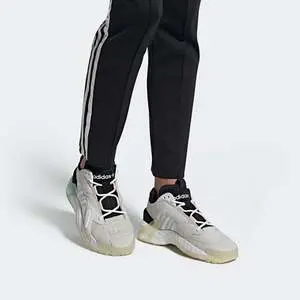 Adidas Streetball "frost Mint" Sneakers - Brownwhite