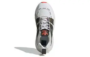 Adidas Prophere V2 Sneakers - White/brown