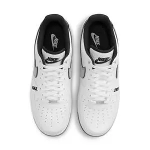 Nike Force 1 '07 Lv8 Sneakers