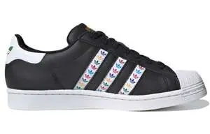 Adidas Superstar Low Top Sneakers - Black