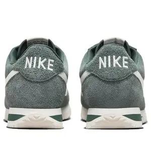 Nike Cortez Sneakers - Vintage Green