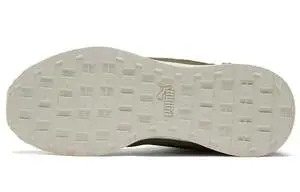 PUMA Graviton Mid Sneakers