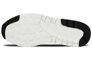 Nike Max 1 "pure Platinum" Athletic Sneakers - Black/white/grey