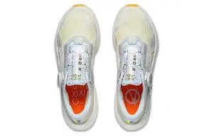 LI-NING Furious Rider 7 Pro Sneakers - White/orange