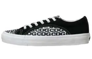 VANS Comme Des Garcons X Lampin Cdg Print Low Top Sneakers