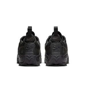 Nike Air Mada Low Prm Sneakers