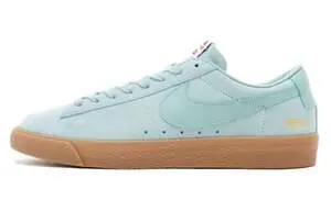 Nike Supreme X Sb Blazer Low Gt Qs "cannon - Brown