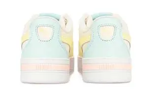 PUMA Skye Low Top Sneakers - Pink/yellow