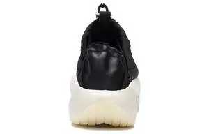 LI-NING Yunyou Fluffy Sneakers - Black/white