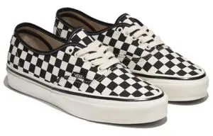 VANS Authentic Checkerboard Lace Up Sneakers - Black/white