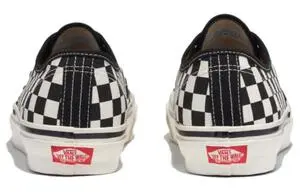 VANS Authentic Checkerboard Lace Up Sneakers - Black/white