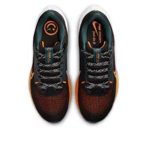 Nike Zoom Pegasus 40 Athletic Sneakers - Black/orange