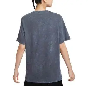 Nike Graphic T-shirt