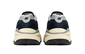 NEW BALANCE 57/40 "eclipse Sea Salt" Low Top Sneakers - Navy Blue/white