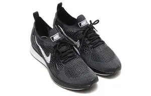 Nike Zoom Mariah Flyknit Racer Sneakers - Black/white