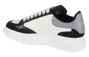 Alexander McQueen Larry Oversized Sneakers - White/black/grey