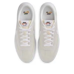 Nike Fc Classic Sb Sneakers - White