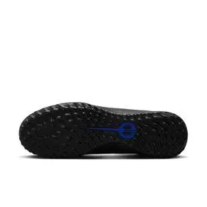 Nike Tiempo Legend Club Soccer Cleats