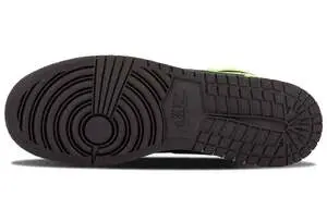 JORDAN 1 Retro High "ghost " Sneakers - Green