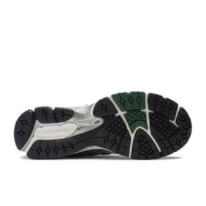 NEW BALANCE 1906 - Silver/white/black