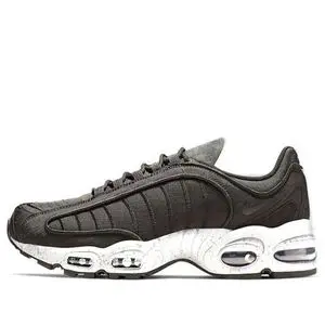 Nike Max Tailwind Iv Sp - Black/wolf Grey-volt