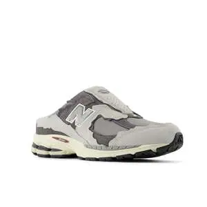 NEW BALANCE 2002r Mule "protection Pack Rain Cloud" Sneakers