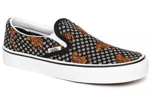VANS Classic Slip-on Sneakers - Black/white/yellow