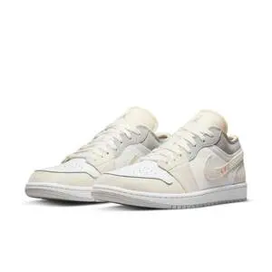JORDAN 1 Low Se Craft "inside Out" Sneakers - Cream/whte/light Grey