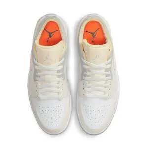 JORDAN 1 Low Se Craft "inside Out" Sneakers - Cream/whte/light Grey