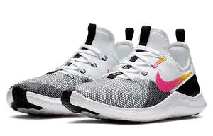 Nike Free Tr "laser Fuchsia" Athletic Shoes - Grey/black