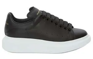 Alexander McQueen Oversized Sneaker - Black