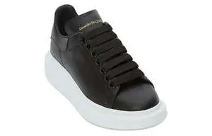 Alexander McQueen Oversized Sneaker - Black