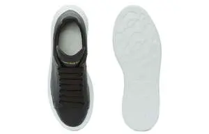 Alexander McQueen Oversized Sneaker - Black