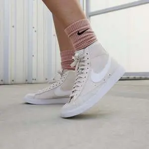 Nike Blazer Mid '77 Next Nature Sneakers - Khaki