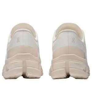 On Cloudflow 4 Ikon Athletic Shoes - White/moon