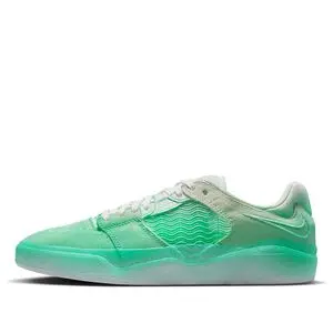 Nike Ishod Wair Premium Sneakers - Green