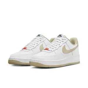 Nike Force 1 '07 Low Sneakers - White/brown