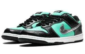 Nike Diamond Supply Co. X Dunk Low Pro Sb 'tiffany' Sneakers - Teal
