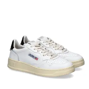AUTRY Medalist Low Leather Sneakers - White/black