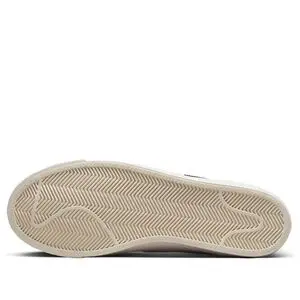 Nike Blazer Mid 'tunnel Walk' Sneakers - White