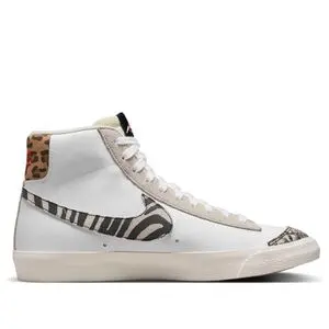 Nike Blazer Mid 'tunnel Walk' Sneakers - White