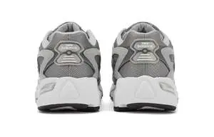 NEW BALANCE 725 Sneakers - Grey