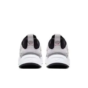 Nike Ryz 365 Casual Sneakers