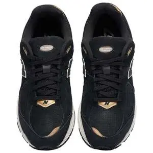 NEW BALANCE 2002r "foot Locker 50th Anniversary" Sneakers - Black/gold