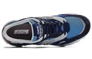 NEW BALANCE 920 Made In England Sneakers - Blue